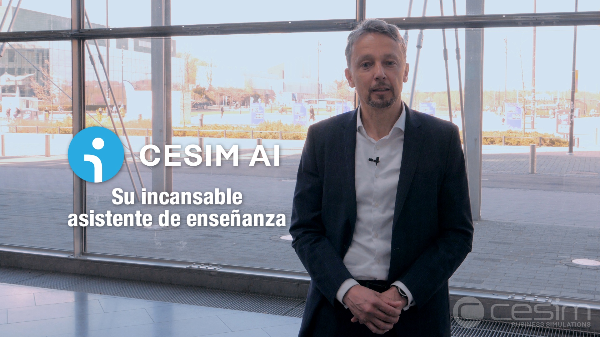 Presentamos Cesim AI, su incansable asistente de enseñanza